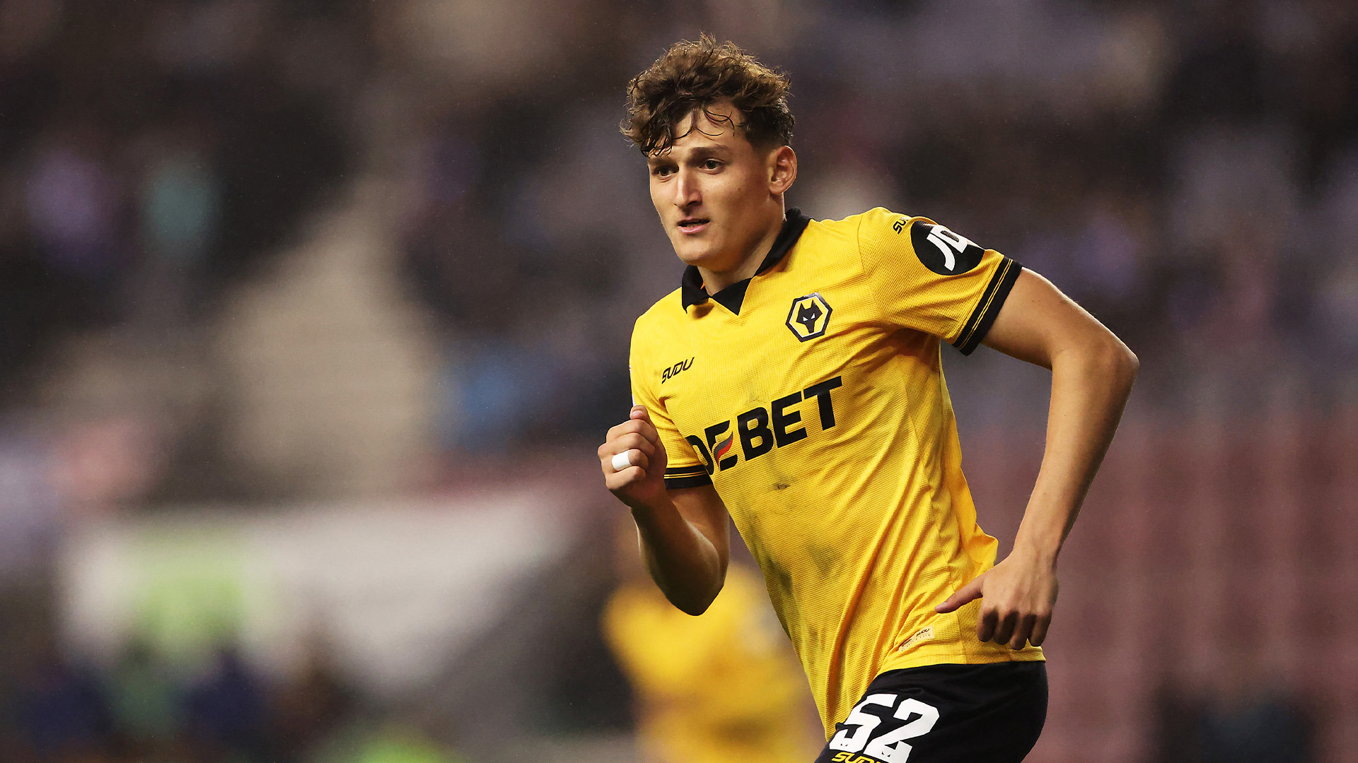 Holman departs for Swindon Town - Wolves Academy
